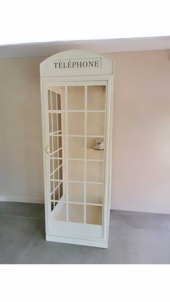 Cabine téléphonique livre d'or audio - L'Instant Idéal location de ...
